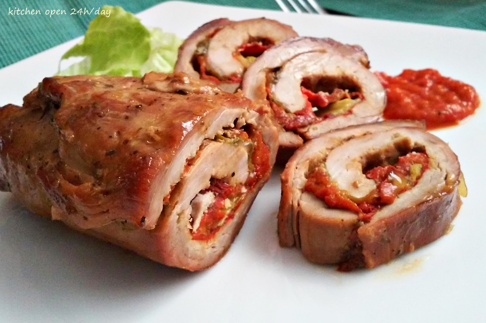 Gabi Naum's kitchen open 24h/day: Rulada din carne de porc umpluta cu ...