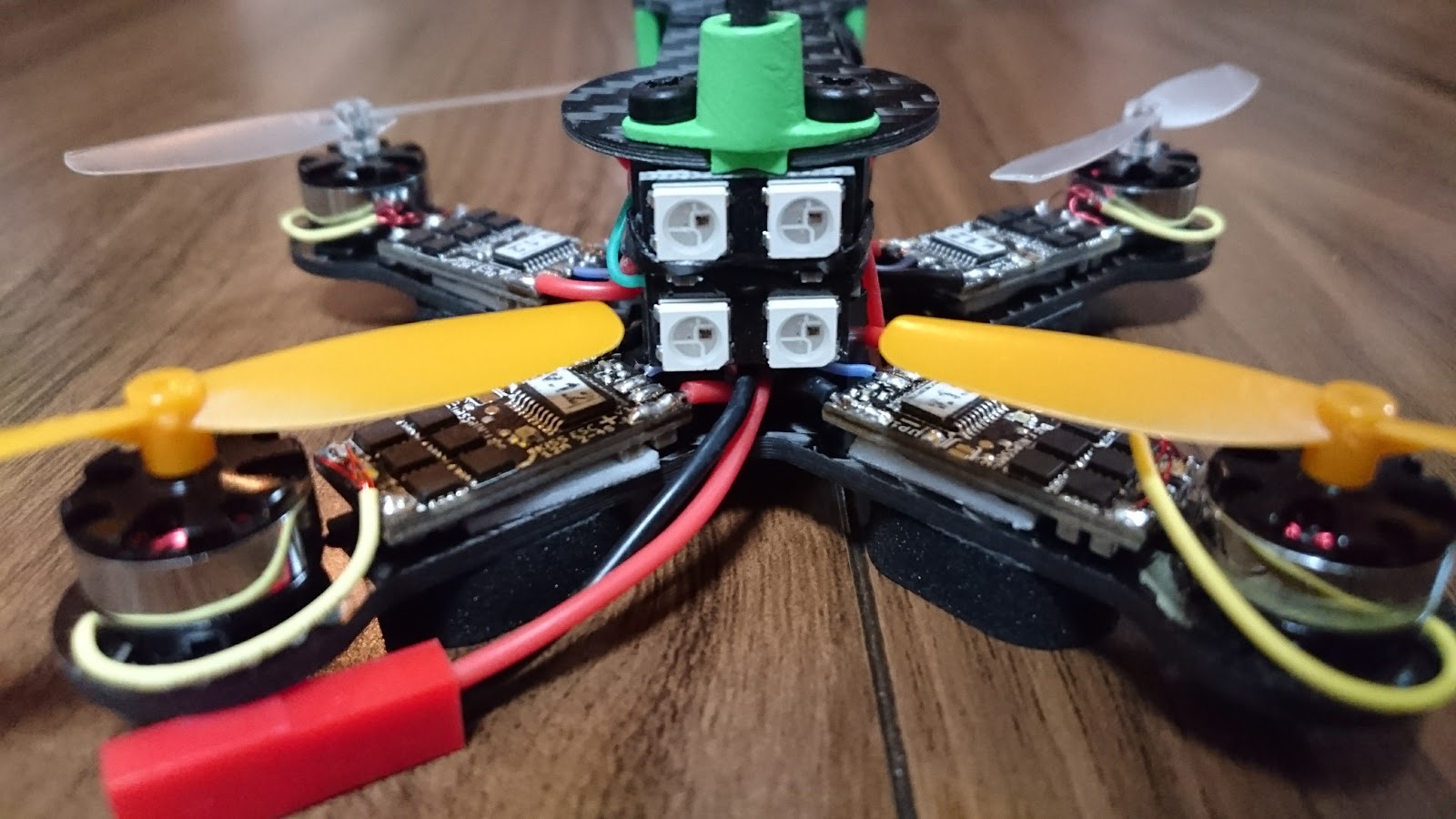 Sputnik SP99 で 超小型ブラシレスレーサー② ～組み立て～