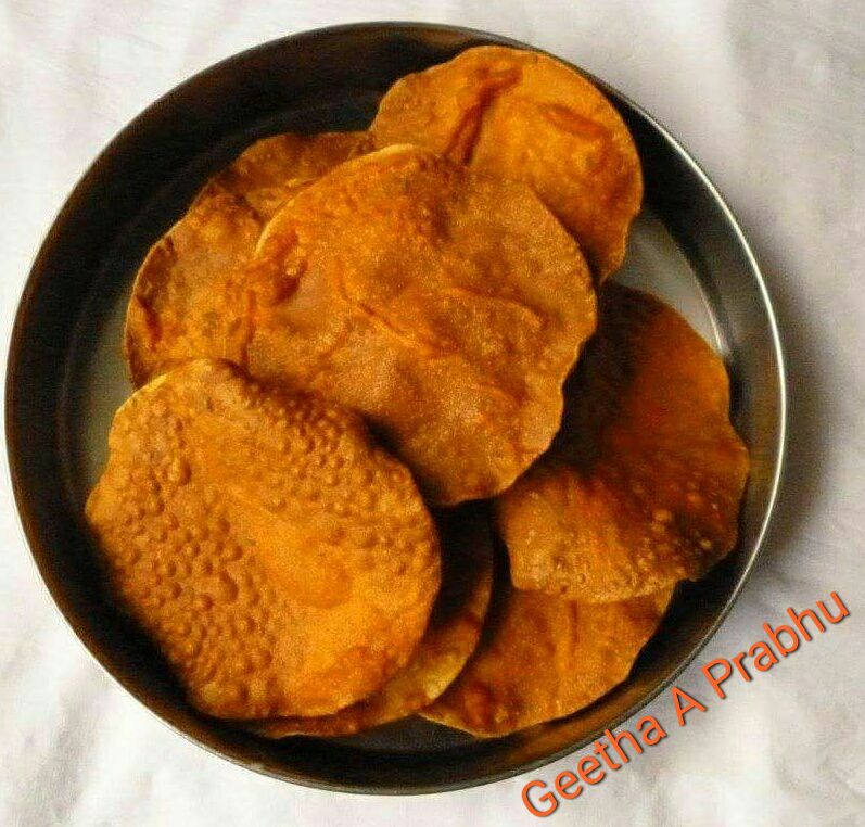 Cooking With Geetha: PAPPADA VADA using RICE FLOUR/KONKANI STYLE PAPPAD ...