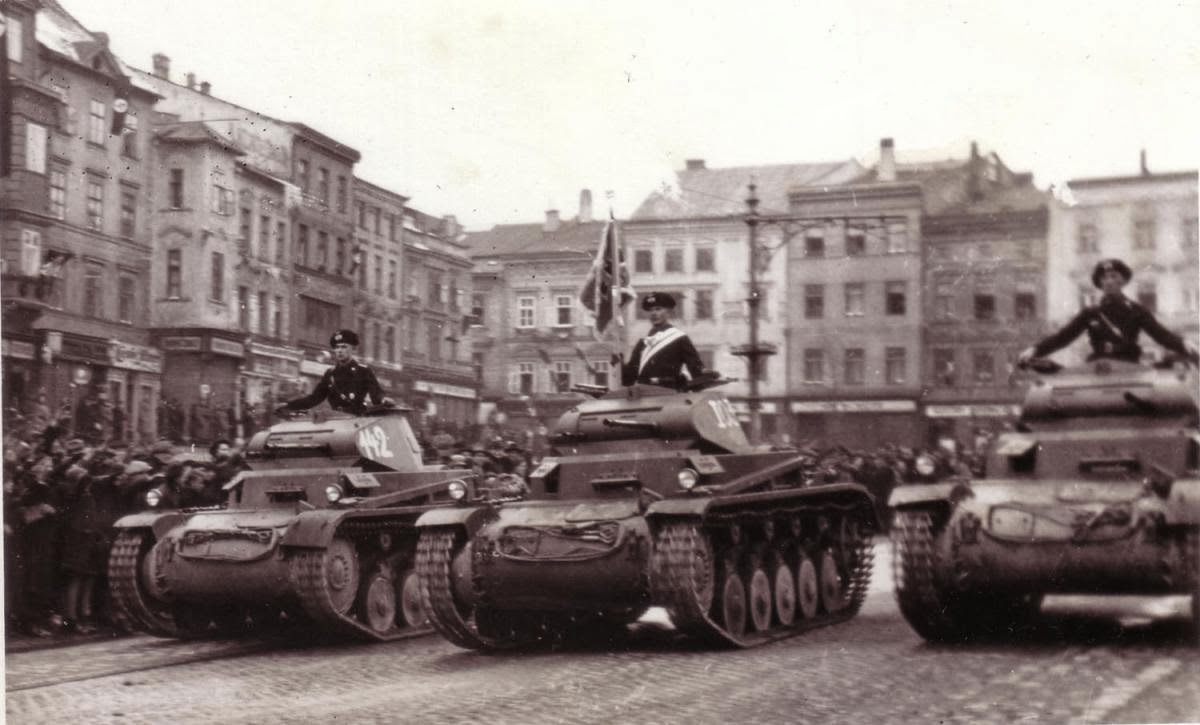 NAZI JERMAN: Foto Panzer II