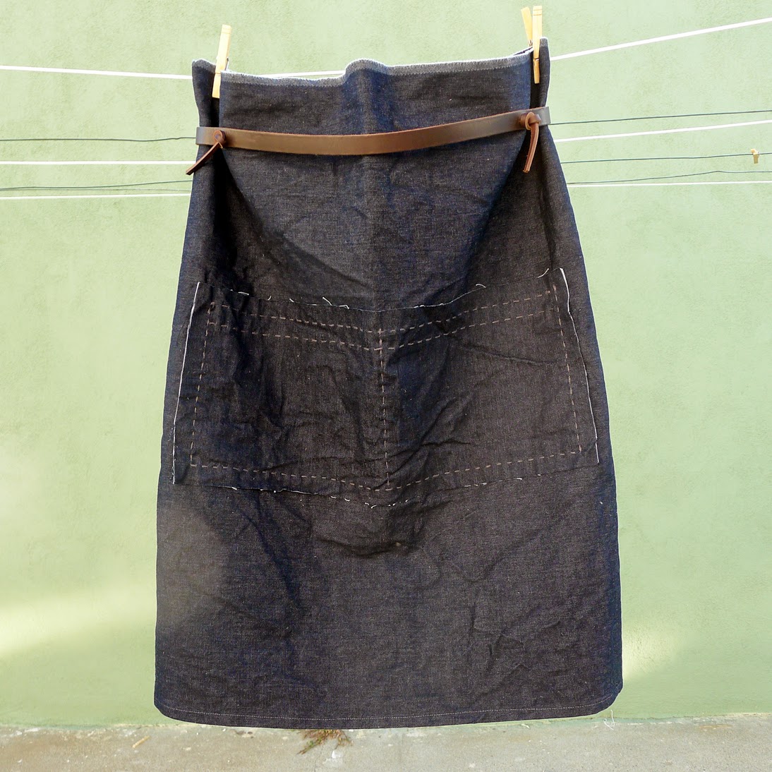 Specialty Dry Goods: kitchen helpers - new apron collection