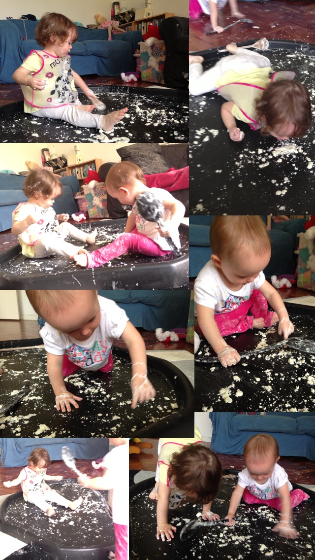 Messy Play: Gloop - Twin Mummy and Daddy