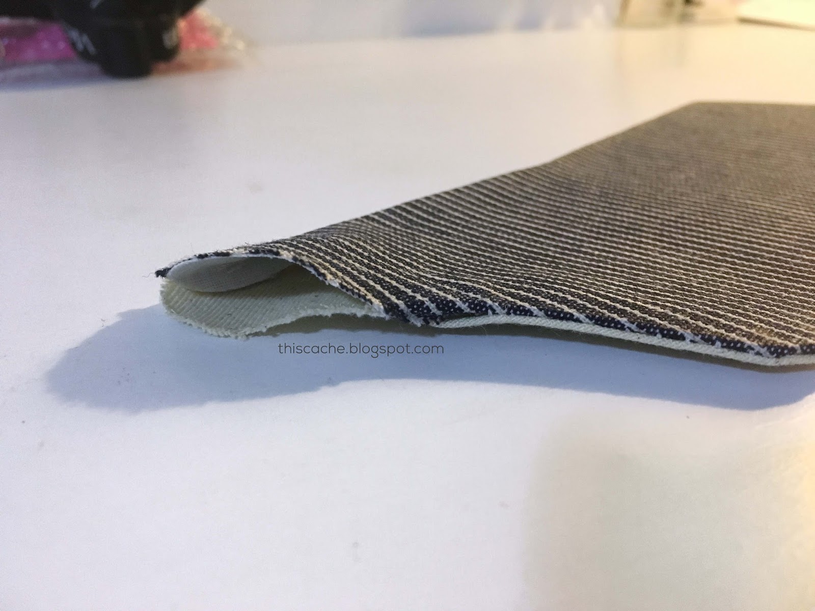 Easy Minimalist Triangular Coin Pouch for Guys