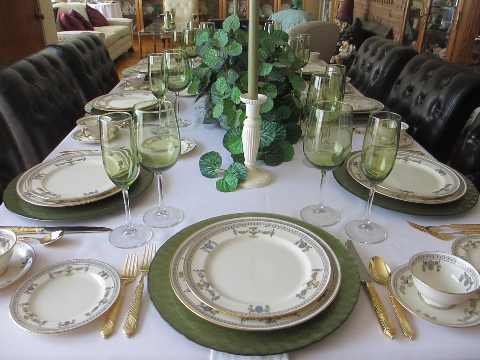 The Welcomed Guest: Lenox The Colonial Tablescape