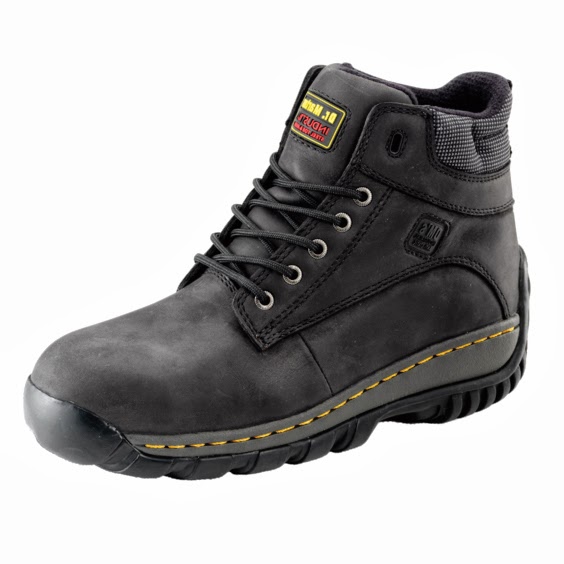 Workplace Protective Clothing: The Different Types Of Safety Shoes For ...