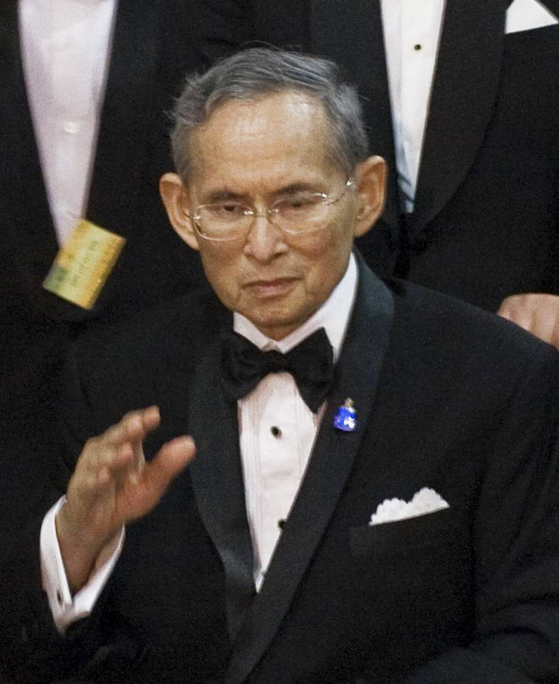 Königlicher Beobachter: König Bhumibol Adulyadej von Thailand (1927–2016)