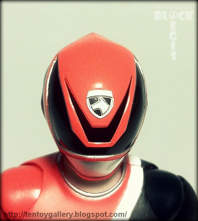 Ten Toy Gallery: Review: S.H.Figuarts Deka Red