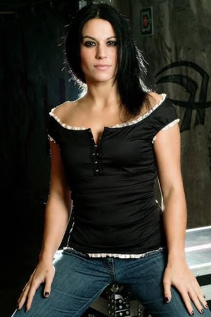 HOT METAL Bands: Lacuna Coil, Cristina, Italian beauty,a voice from ...