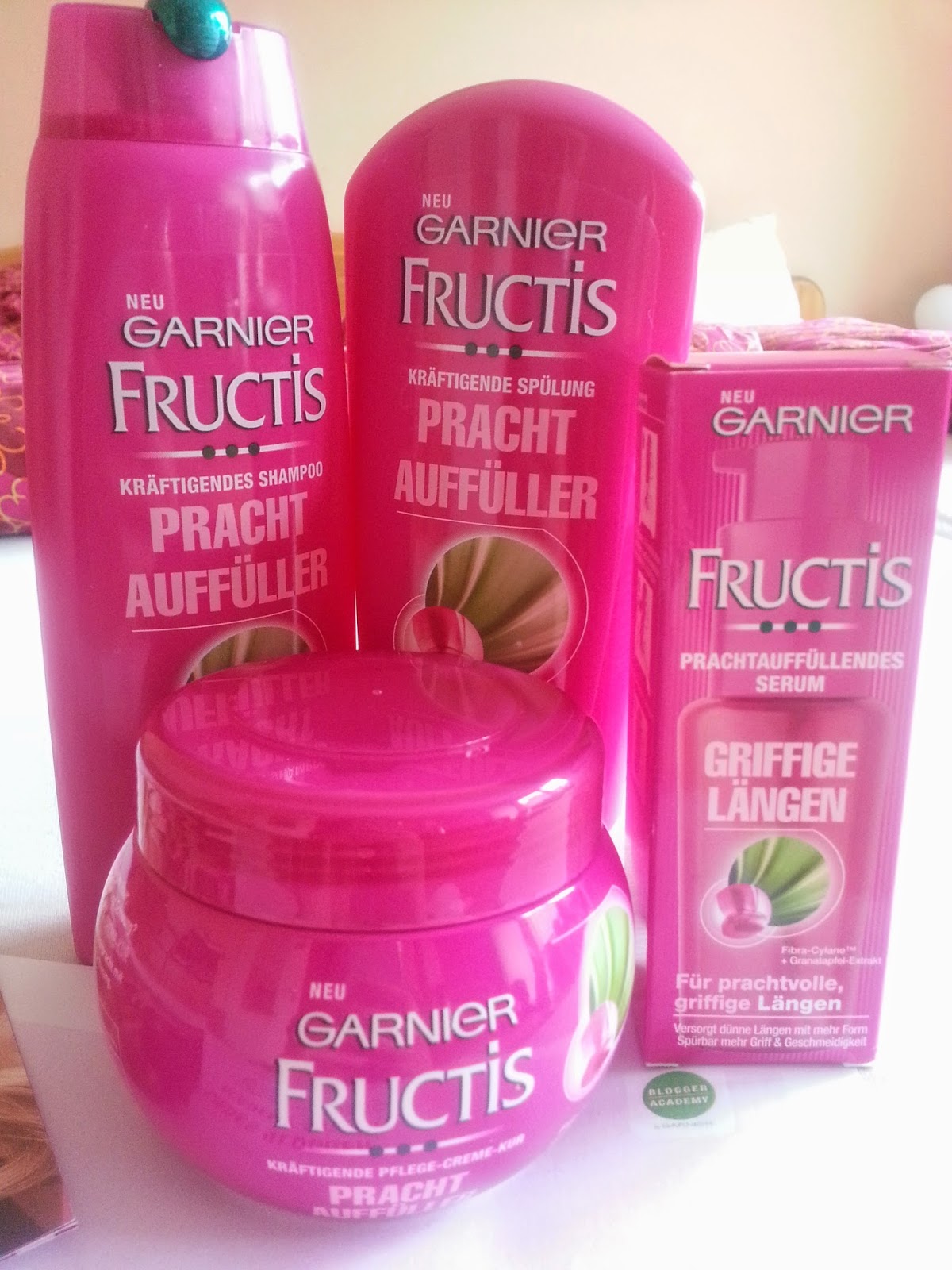 Garnier Fructis Pracht Auffüller Serie sorgt für tolles Volumen - der ...