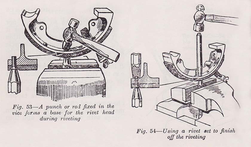 BZ's BMW Isetta 300's: Isetta - Chain Case & Rear Brake