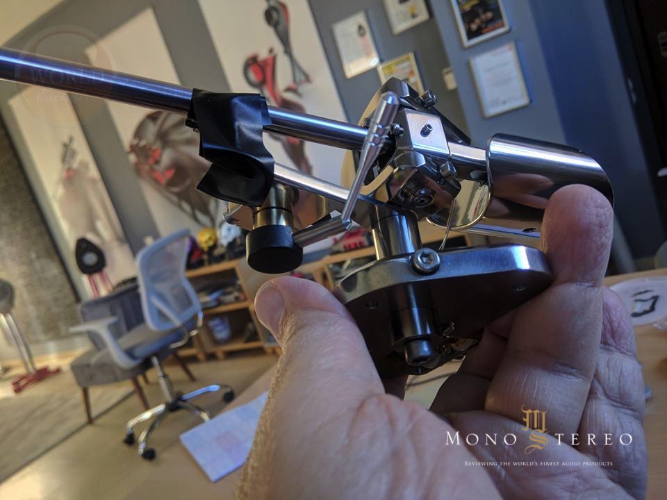 Metaxas Combobulator no.1 titanium tonearm – M & S | Ultimate High-Fidelity