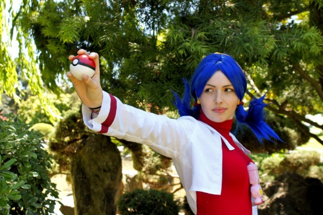 Pokemon Kris Cosplay