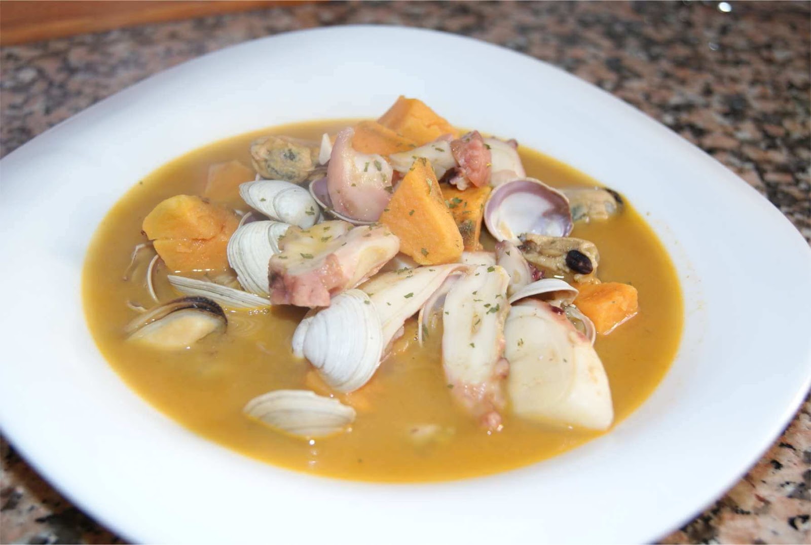 Receta de sopa de frutos del mar ~ ¡Qué rico!