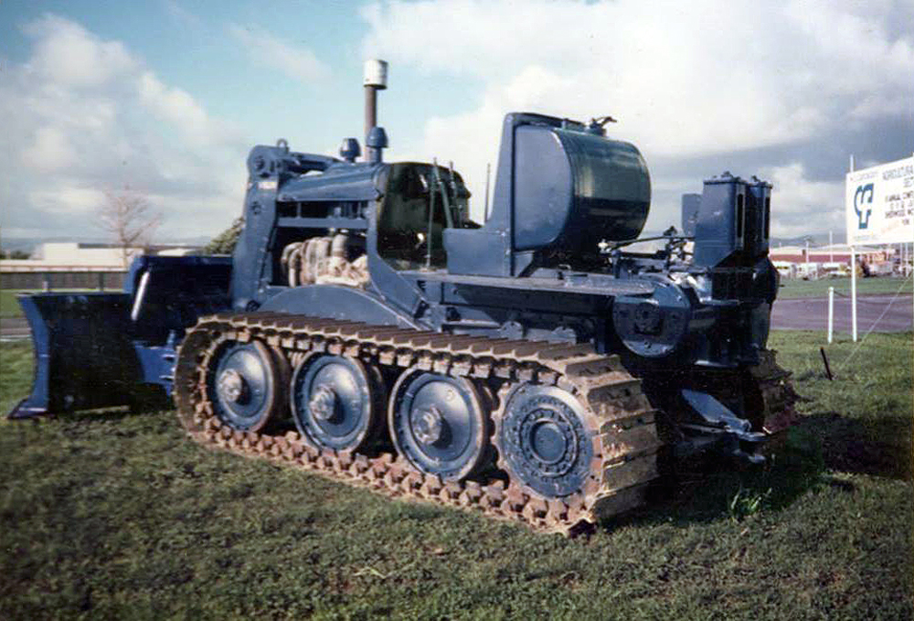 transpress nz: 1950s Vickers Vikon bulldozer