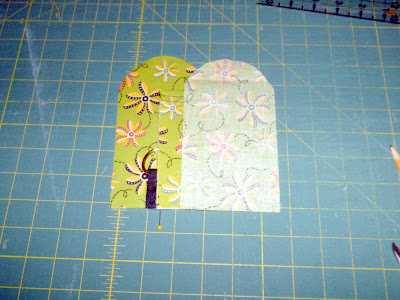 VROOMANS QUILTS: Key Chain Mini Purse Tutorial