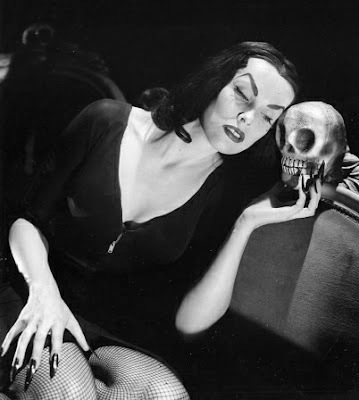 Museo LoPiù: Vampira