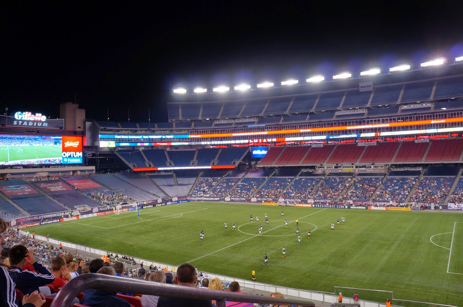 Evan and Lauren's Cool Blog: 8/17/14: New England Revolution VIP Field ...