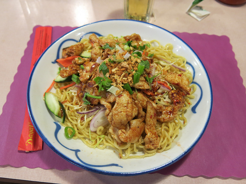 Full Noodle Frontity: Slurp du Jour: Cold Burmese Noodles From Yamo