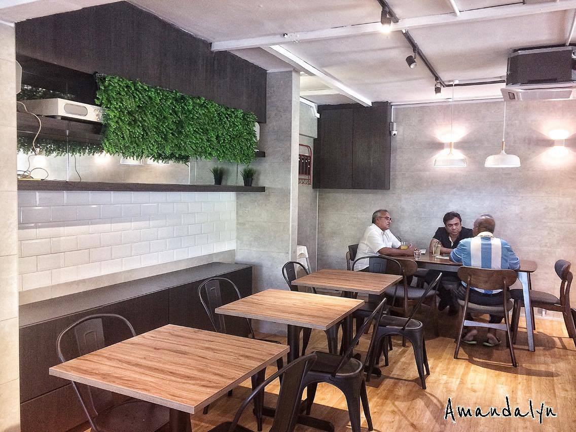 Amandalyn's World: Good Blue Men Cafe @ Section 17 (Happy Mansion ...