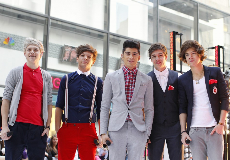 One Direction: I'ma bit bored so here are my favourite color ...