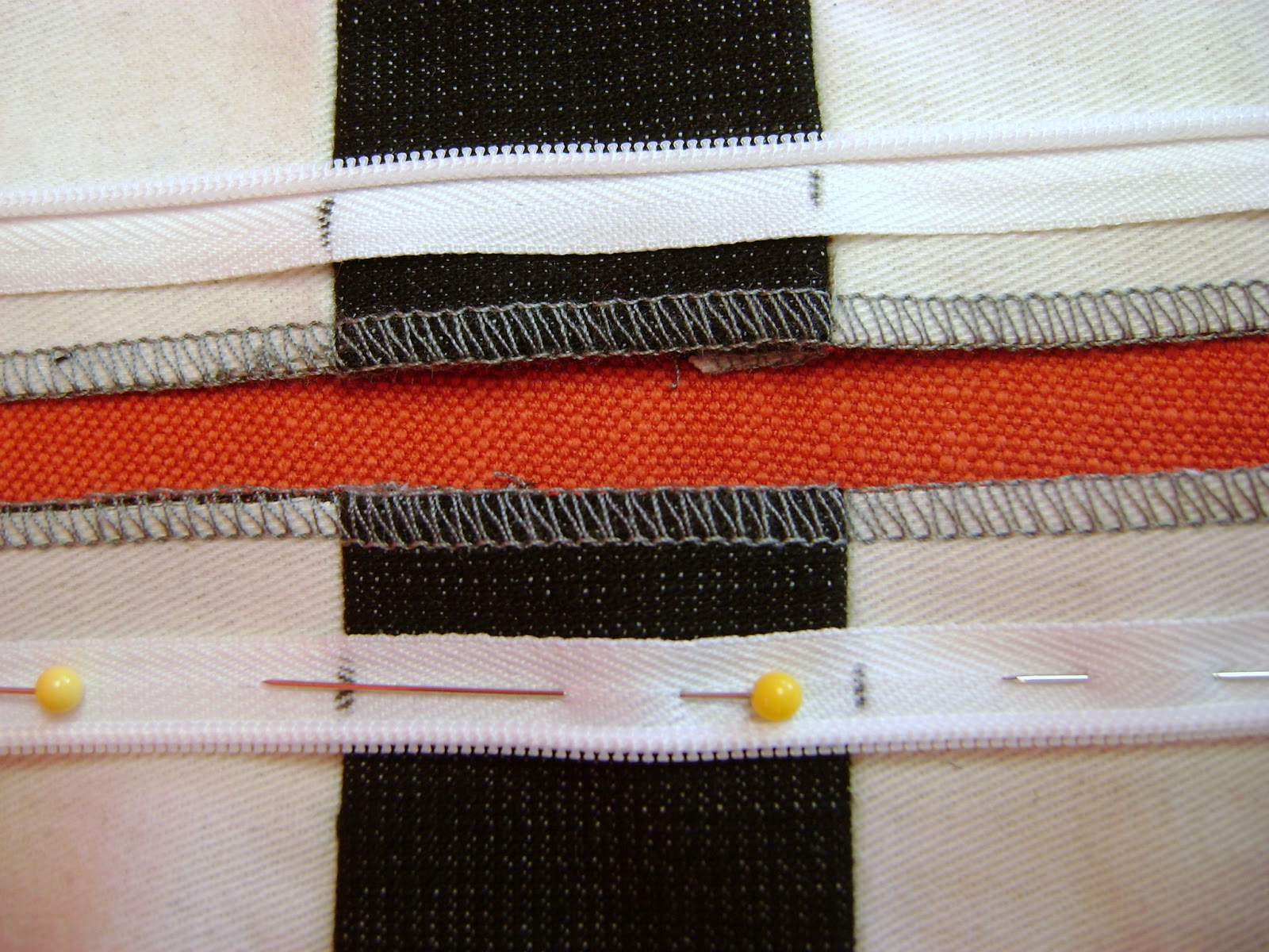 Village Dressmaker: Invisible Zipper Tutorial