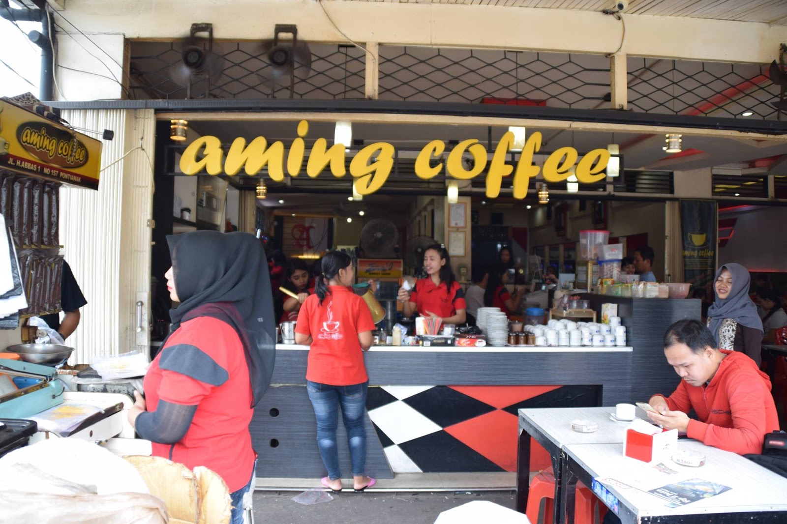 Aming Coffee : Nikmatnya Kopi Dengan Aroma Biji Kopi | Pontianak Coffee
