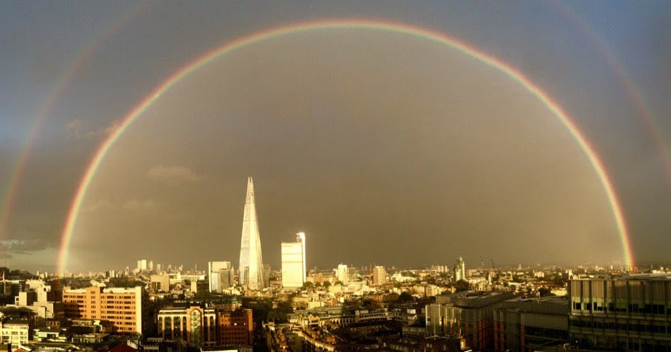 Happening London: I can see a Rainbow .... or two