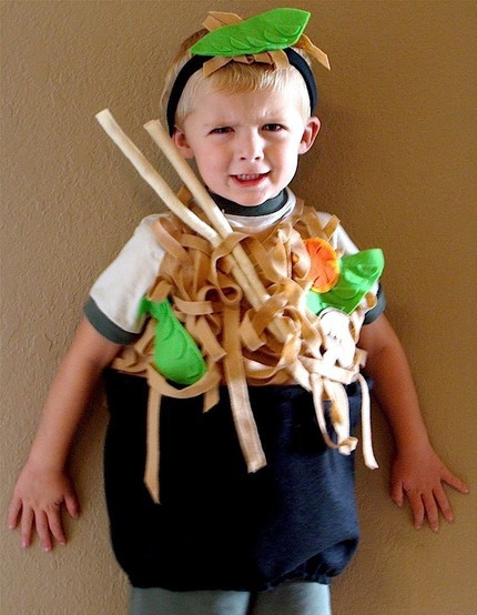 life @ 1521: dorky but awesome kid's halloween costumes.