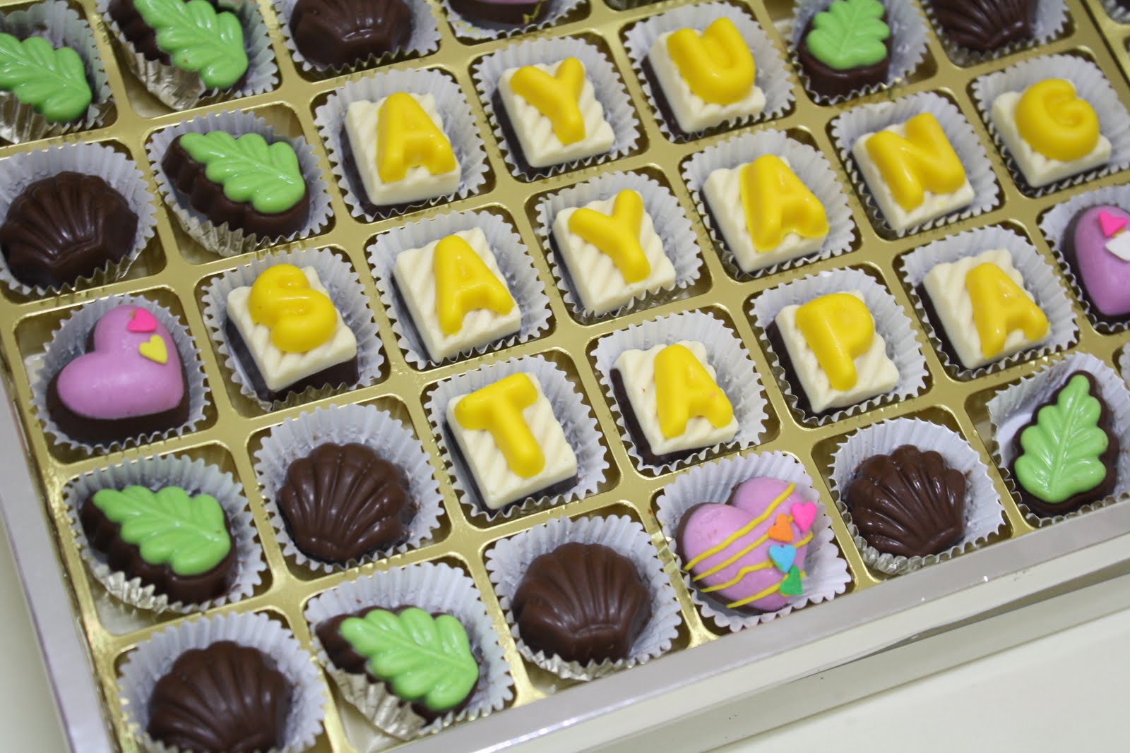 Chocolate Bite's: CokLat Praline BerInti; Order By Ayu;Klang