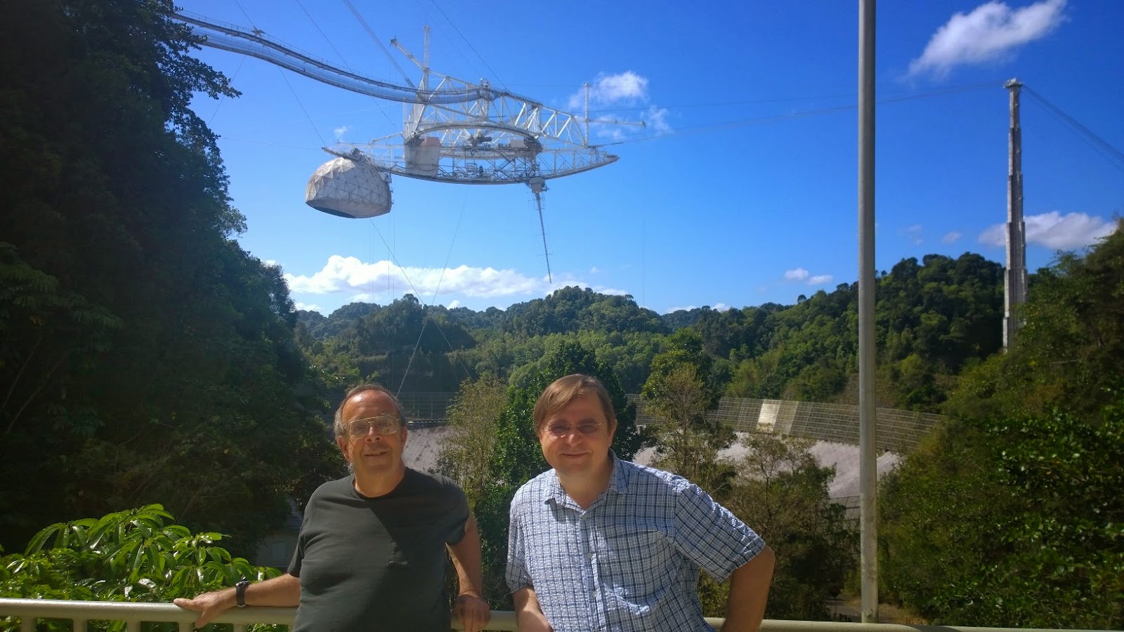 Ham Radio Blog by AG1LE: Visit to Arecibo Observatory