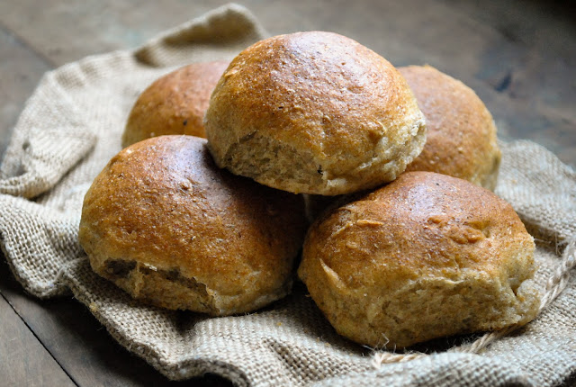 Cooking with my mom: Easy vegan multigrain buns |VeganSandra
