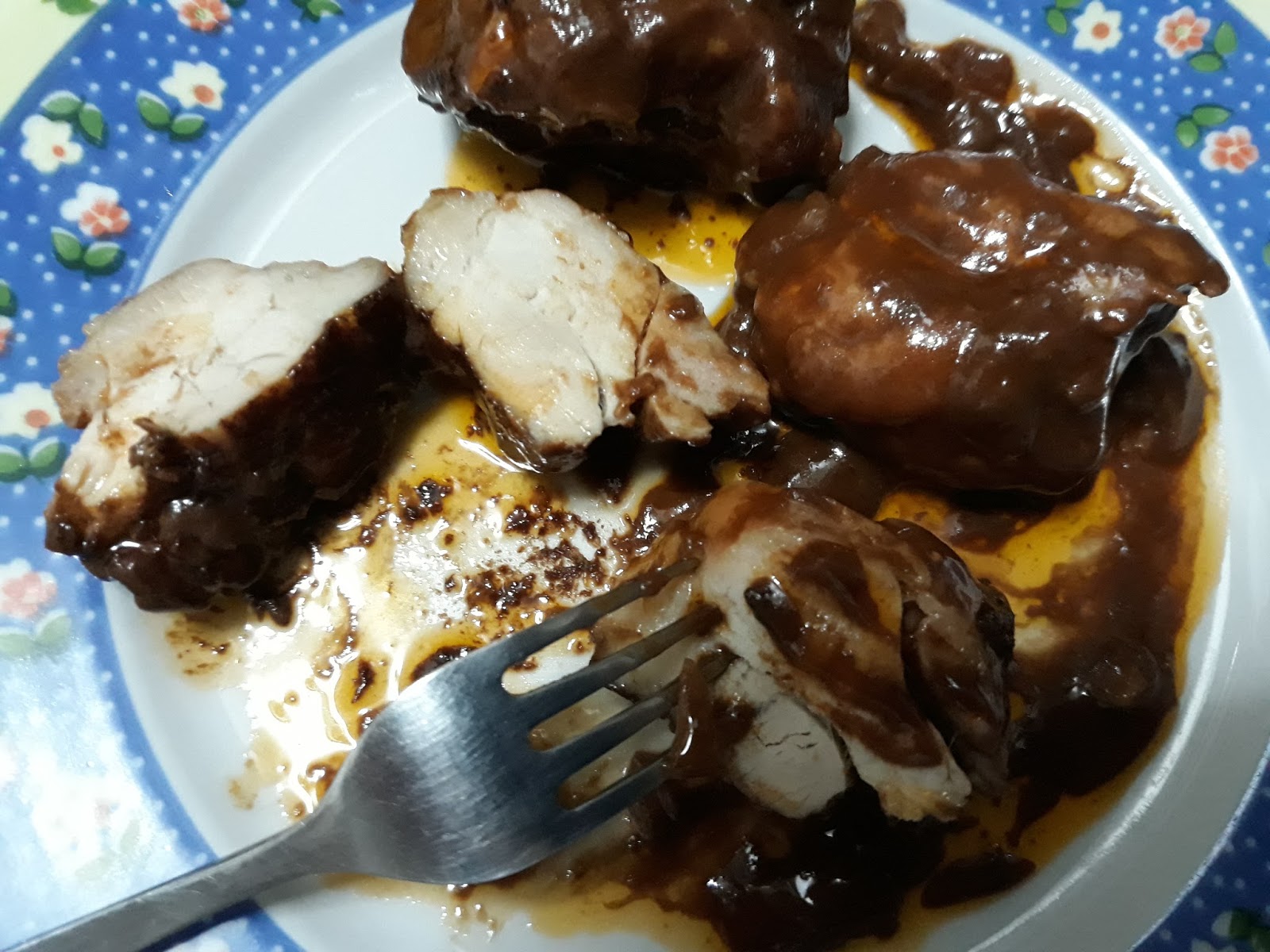 TOÑI LASERNA SAUCE ¿que hago ahora?: POLLO CON CHOCOLATE