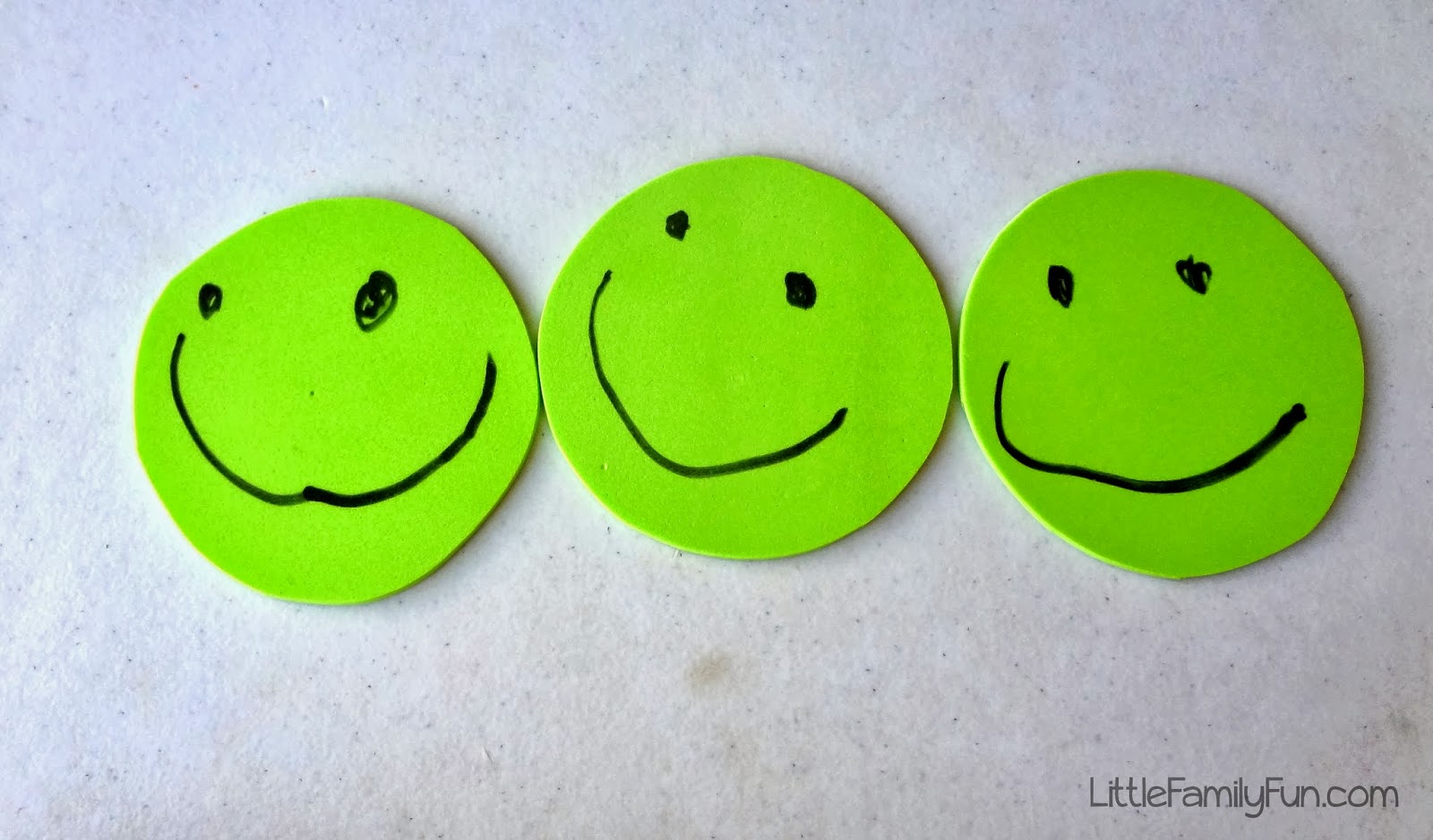 Little Family Fun: Pea-Pod Craft