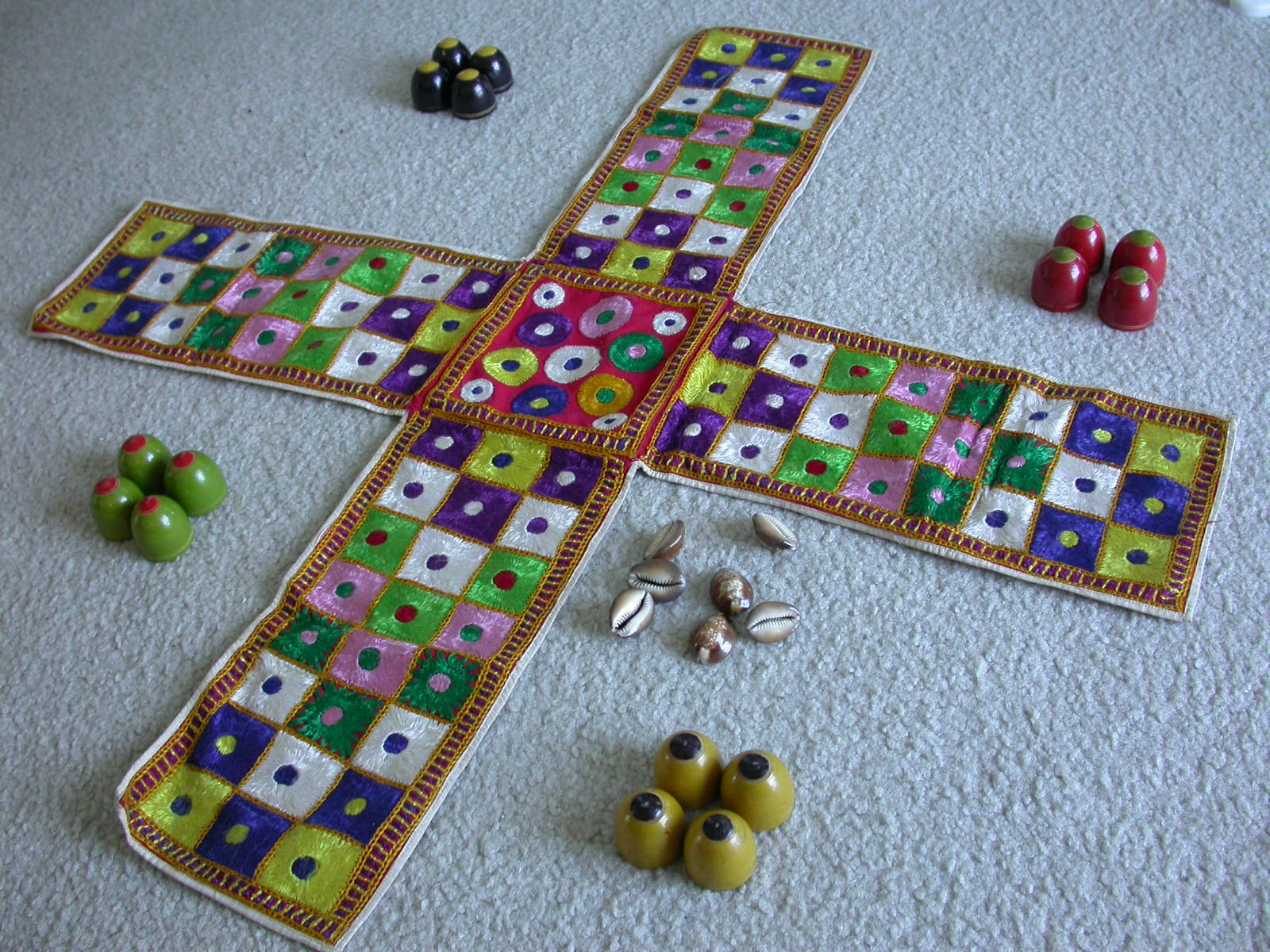 Jas' Creative Side: How to play Chopat ( An ancient Hindu game )