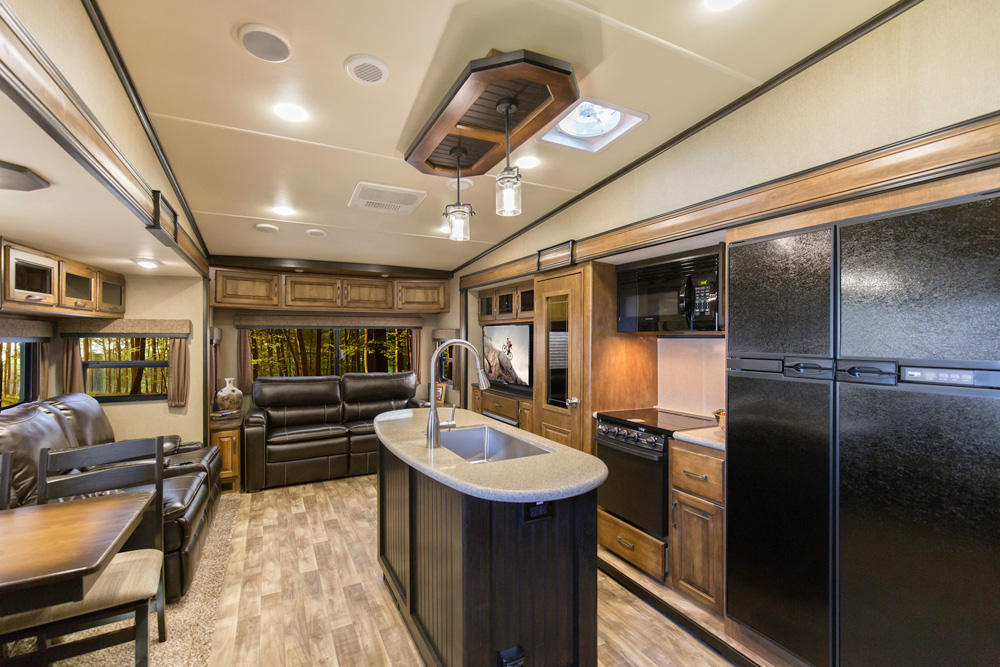 Voyage en VR, Liliane et Michel: Fifth wheel en commande