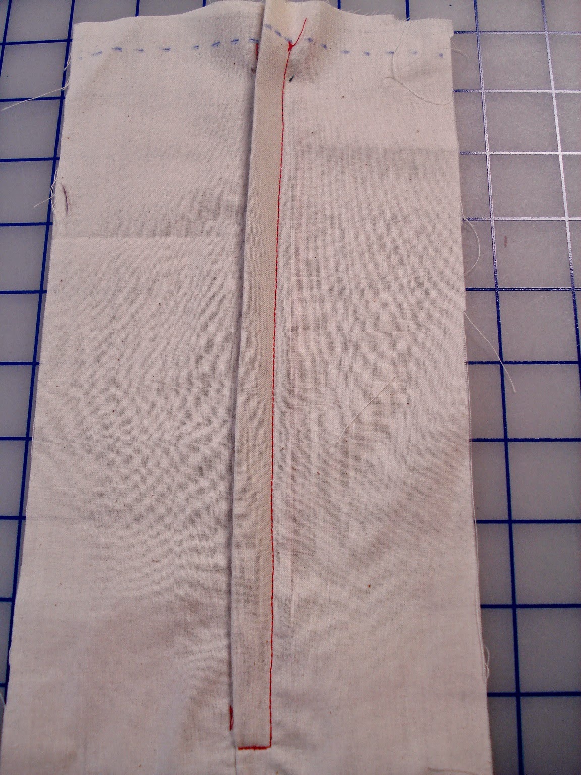 Diana's Sewing Lessons: Lesson 5...Sway Back Adjustment and Over lapped ...