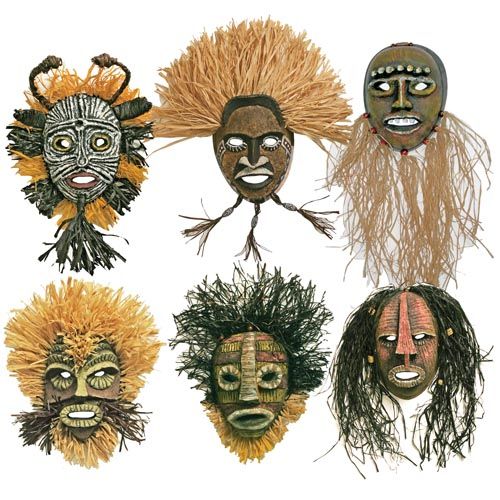 Mickaëlle Delamé: Masques africains au brou de noix à l'Art Créatif de ...