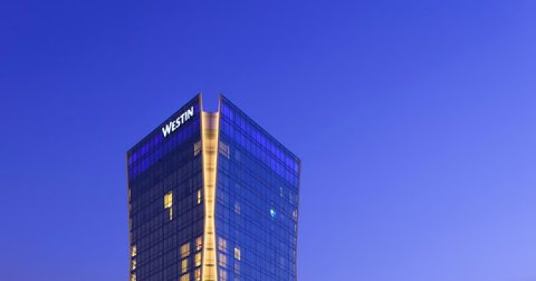 Bernardo Fort Brescia - ARQUITECTONICA