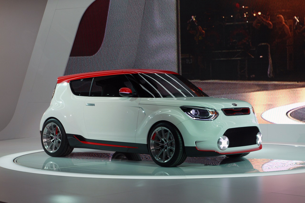 ~ Chicago Auto Show 2012: Kia Track'ster Concept Live Photos
