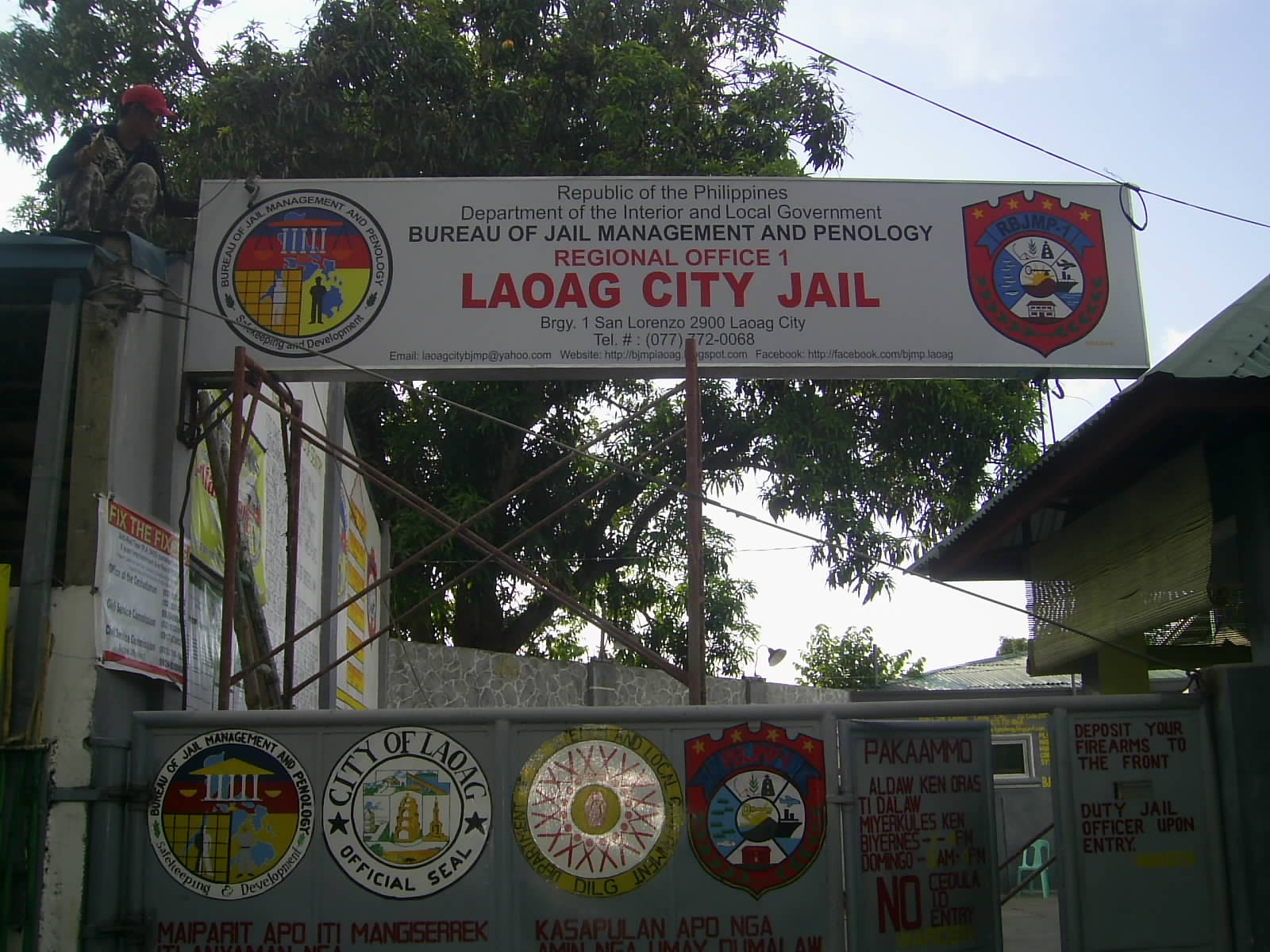 Installation of BJMP Panaflex Signage | Your Title