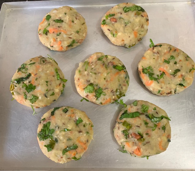 Shobha's Food Mazaa: SWEET POTATO CUTLETS / NAVRATRI SPECIAL / FARALI ...