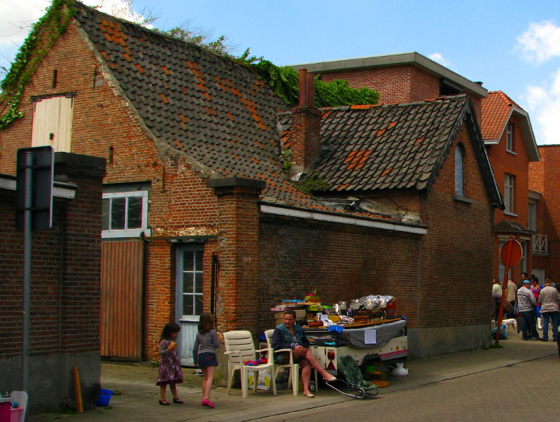 LB55'55-Emiel-on-the-blog: Hemiksem - Rommelmarkt - 't Nief Perdje