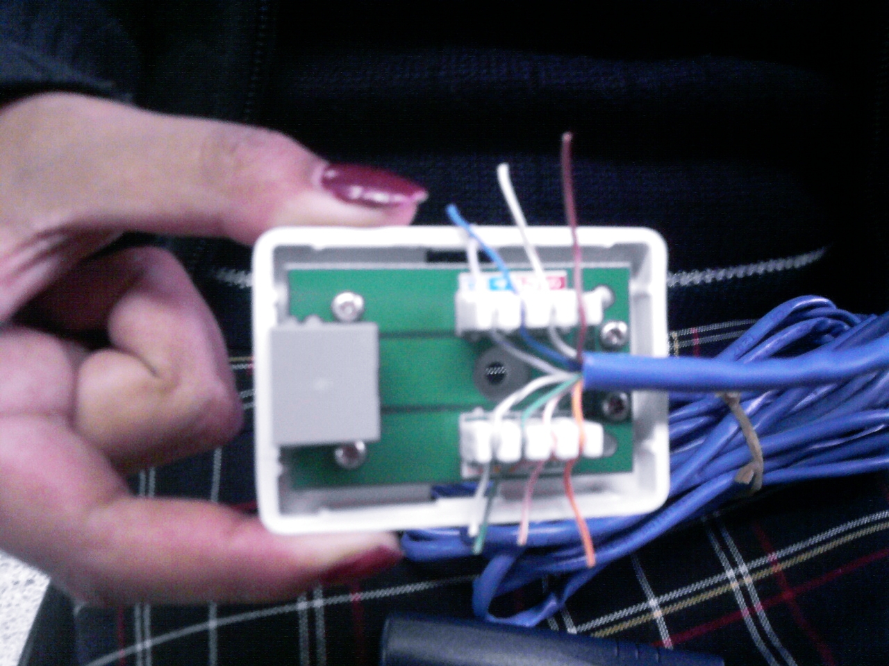 CENTRAL RED: Ponchado de Jack RJ45 (Practica)