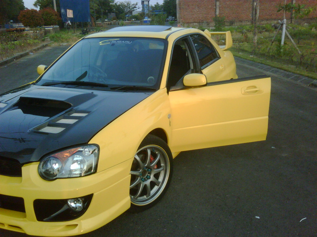 Sport Cars and Lifestyle: "Yellow Scooby" Subaru Impreza WRX 2005