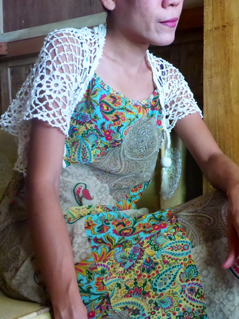 Irish Crochet Bebe Lace Motif (Shrug)