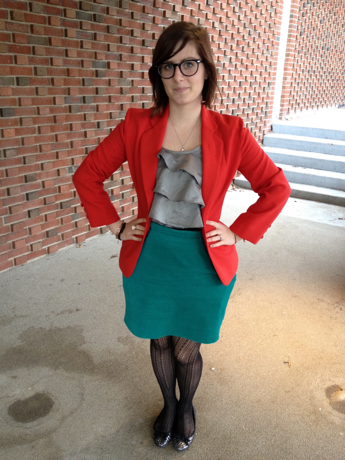 behind the leopard glasses: test driving my holiday outfit