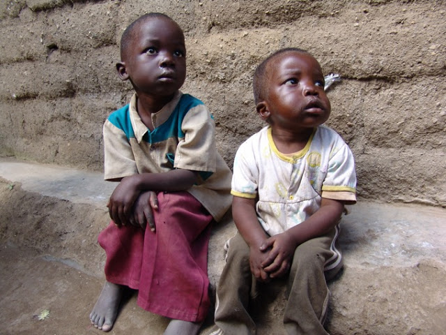 MWAIPAYA HARAKATI ZA HABARI: MTOTO WA CHINI YA MIAKA MITANO AFUNGIWA ...