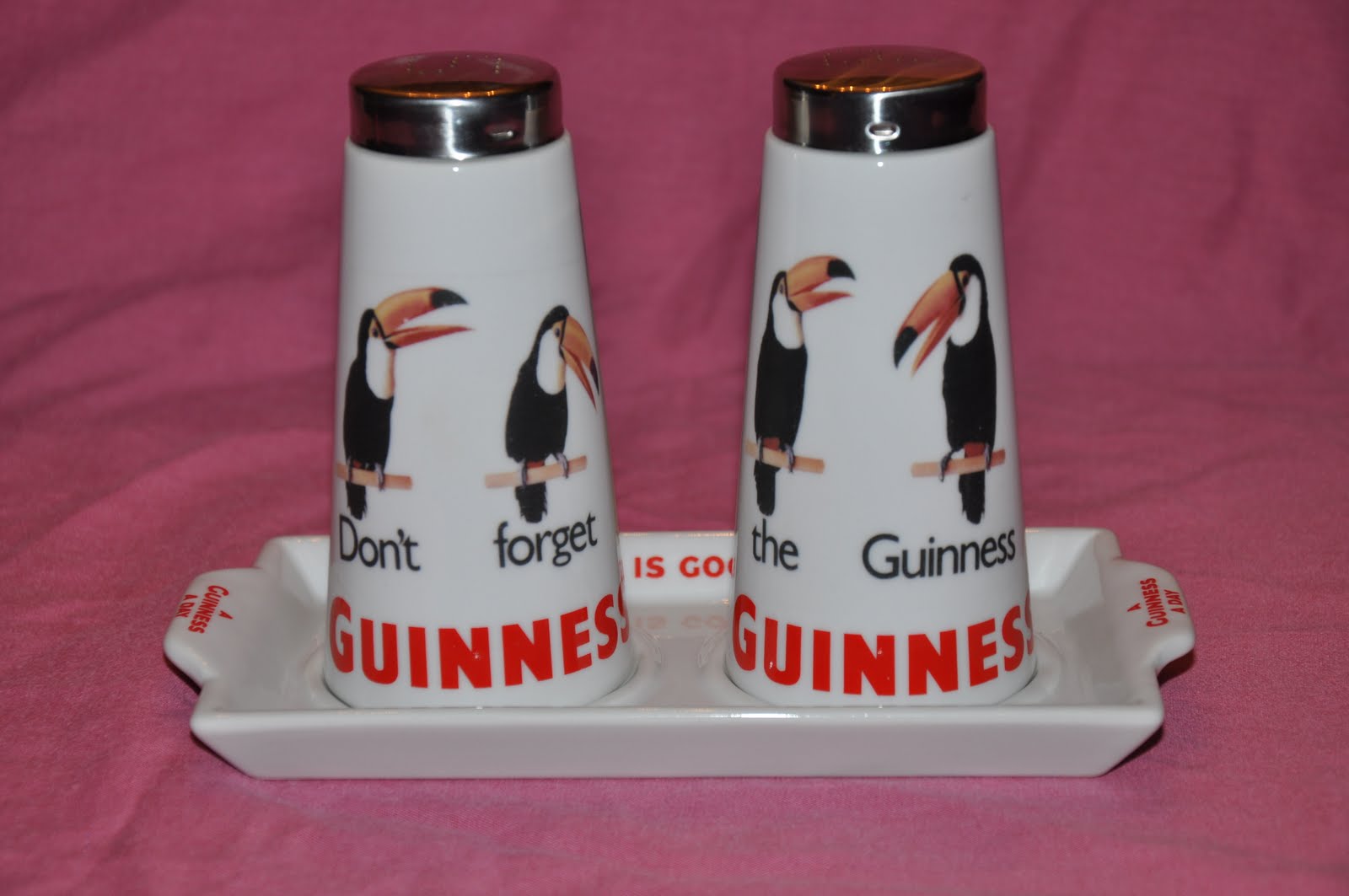 Guinness Collection: Labels, Carlton Ware, Wade, Gilroy, Doctors Books ...