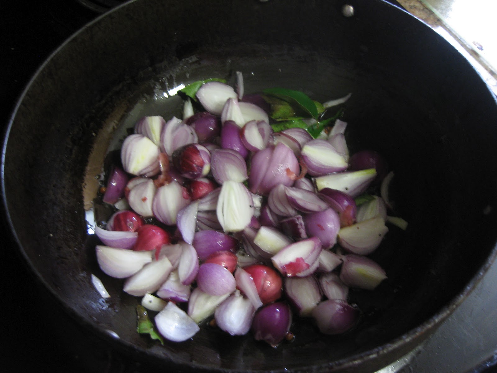 Ulli Theeyal/Shallots in Tamarind and Coconut Sauce ~ Nalini'sKitchen