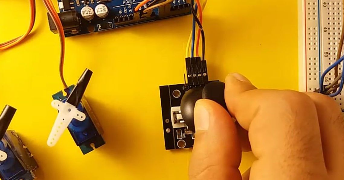 Roboworld Hobbielektronika - Arduino Projektek